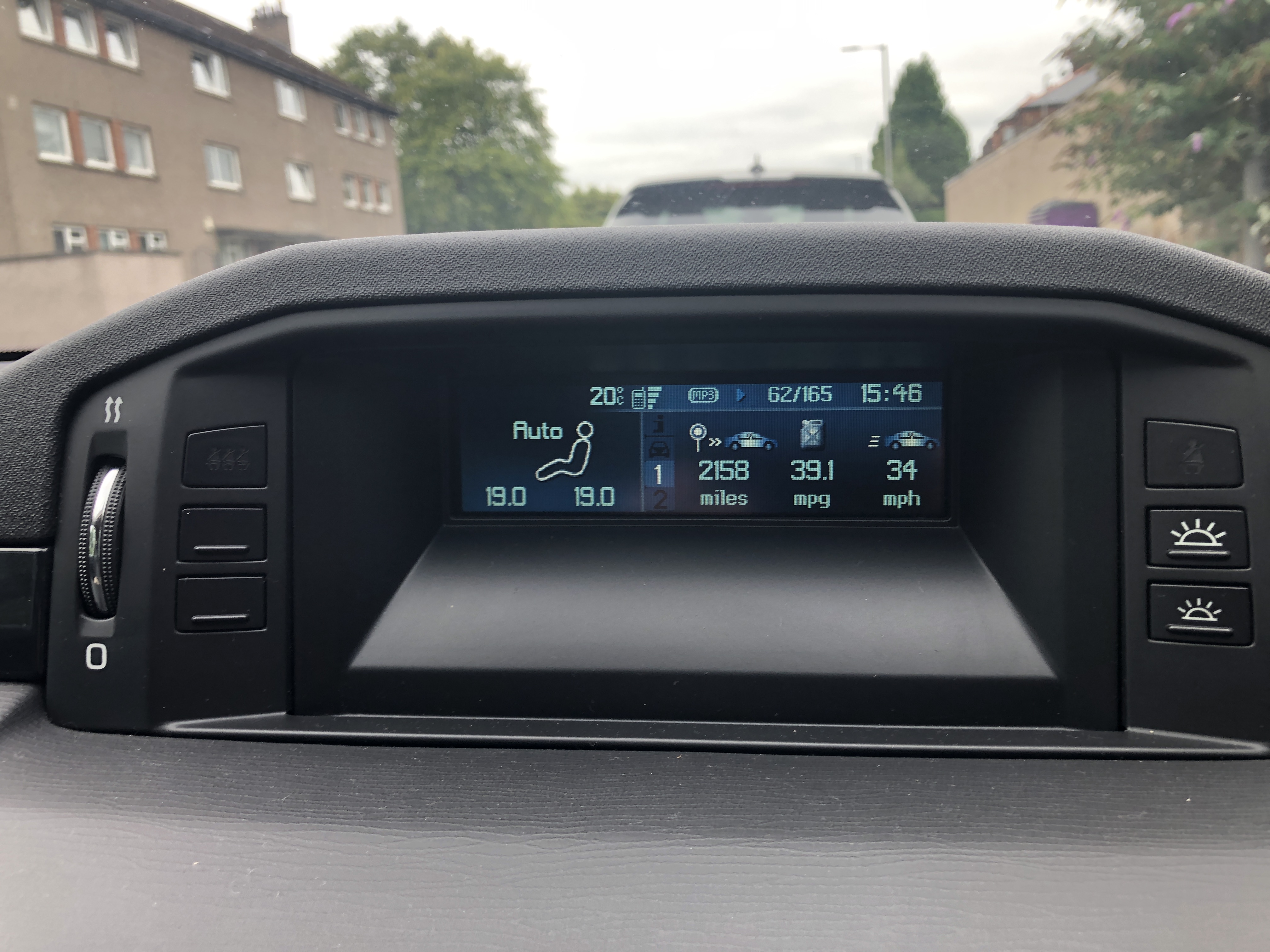 Forums / The Garage / Trip Computer Average (mean) Mileage Not Updating ...
